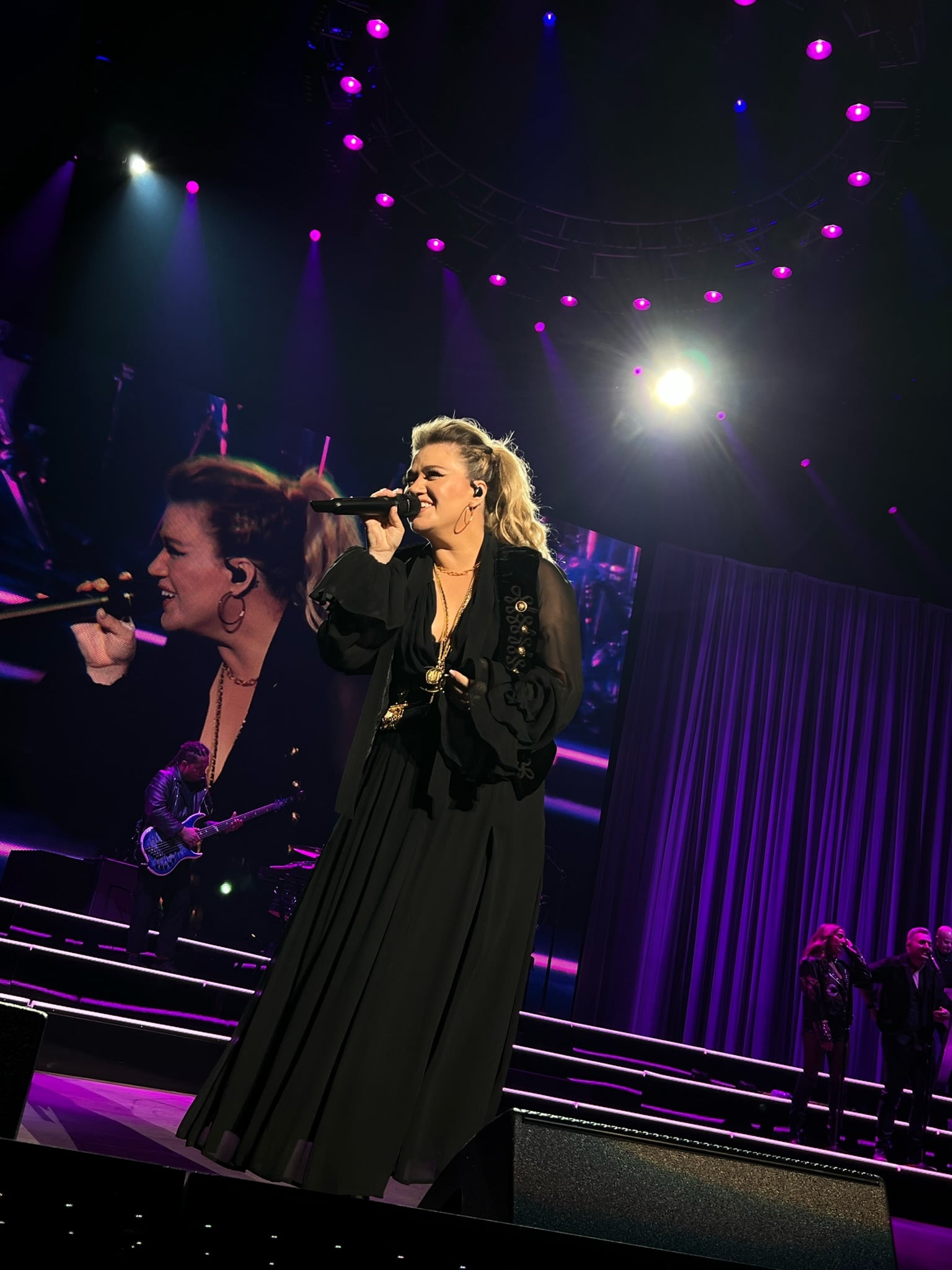 Concert Review: Kelly Clarkson - "chemistry... an intimate night with ...